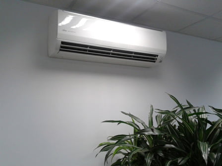 Office Air Conditioning Units | Cool & Quiet Workplace Comfort